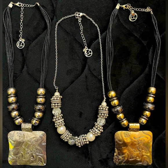 Erica Lyons | Jewelry | Erica Lyons Vintage Necklace Bundle | Poshmark